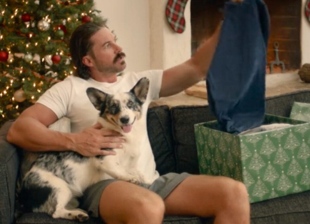 Ladies Are Loving Riley Green’s New Underwear Commercial (Featuring His ...